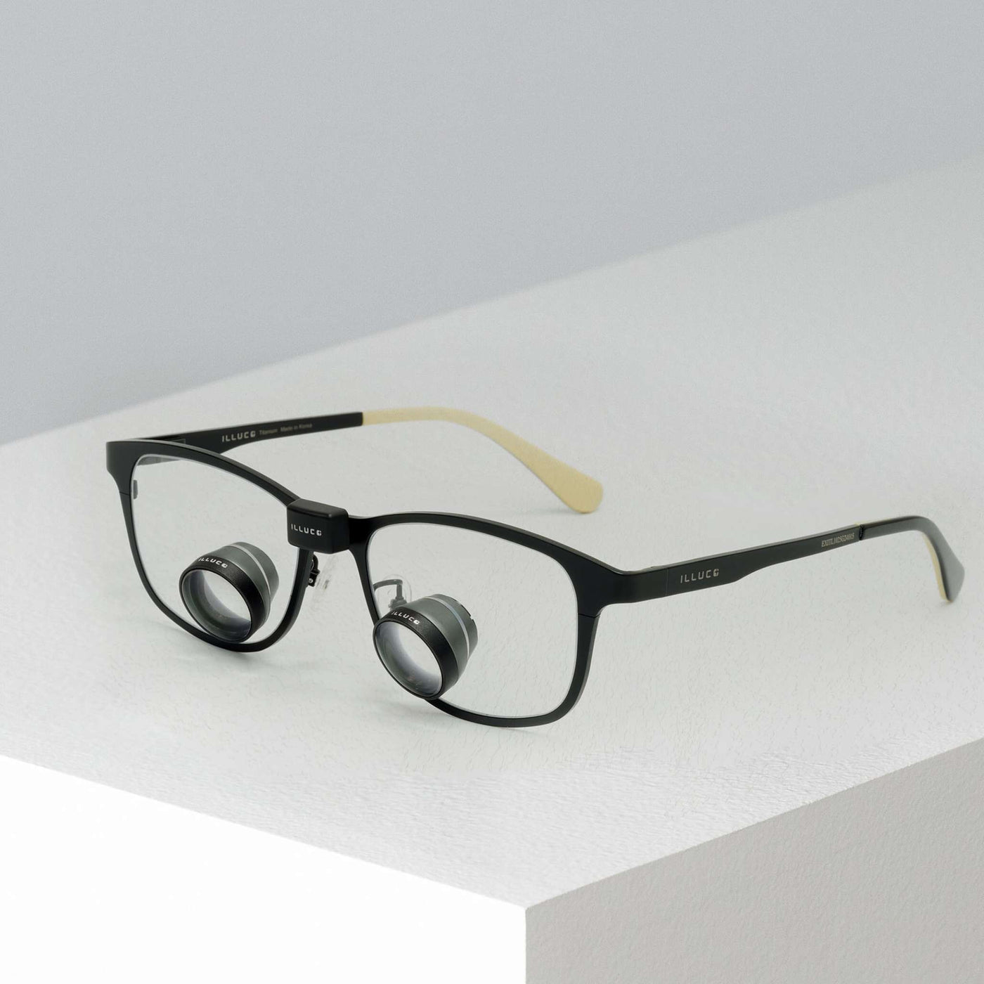 ILLUCO TTL Galilean and Prismatic Loupes (Through-the-Lens)